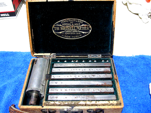 Vintage 1915 BRINELL METER Hardness TEST KIT in Dovetail WOODEN CASE w ...