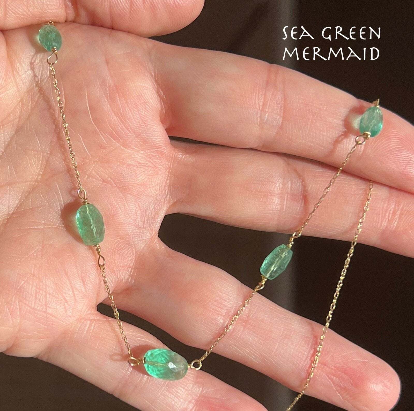 14k Gold Columbian Emerald Station Chain Necklace. An… - Gem