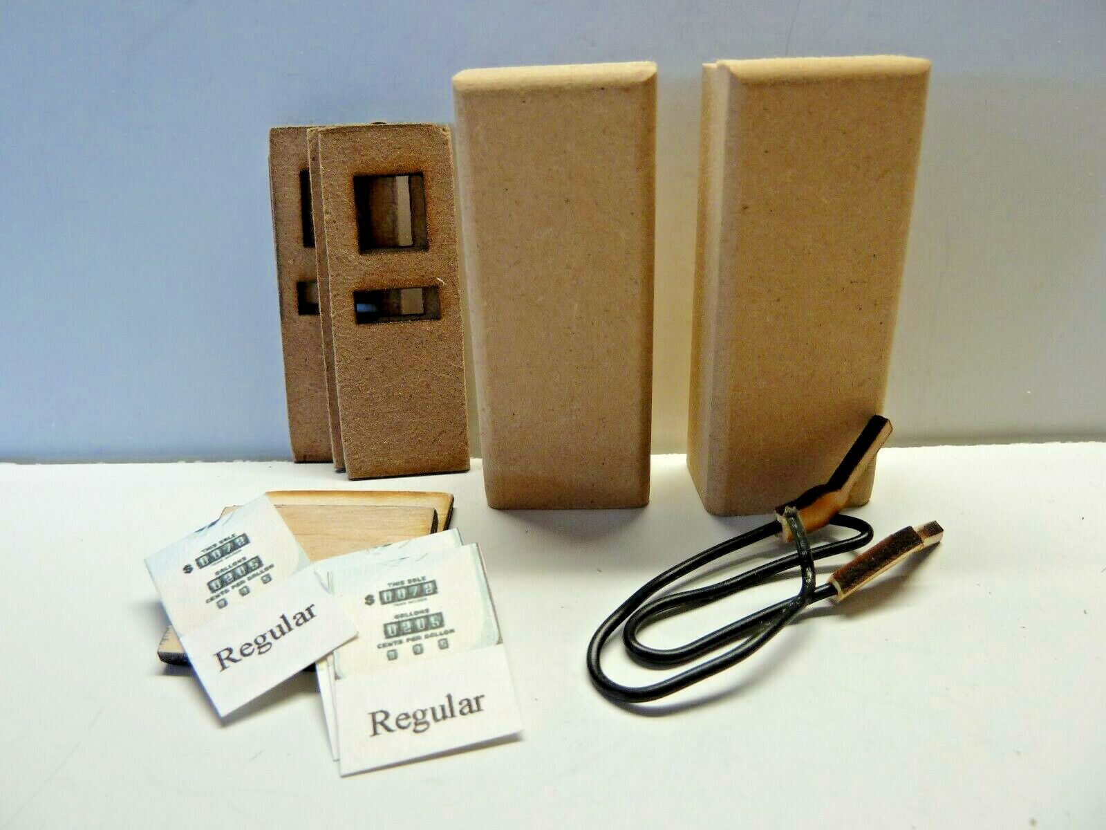 2 Pumps 1/24-1/25 Scale Gas Pump Model Composite Finished and ...