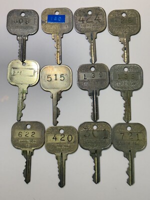 12 OVERSIZED Hotel Motel Room Keys Crafts Steampunk Jewelry LOT #28 | eBay