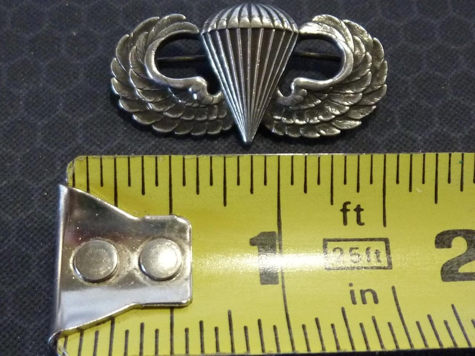 WW2 US Army Airborne Silver Paratrooper Jump Wings Pin/Badge - FREE ...
