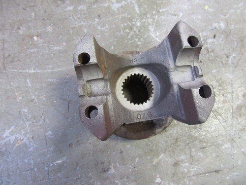 1965-1968 Chevrolet Impala Belair rear end pinion gear drive shaft yoke ...