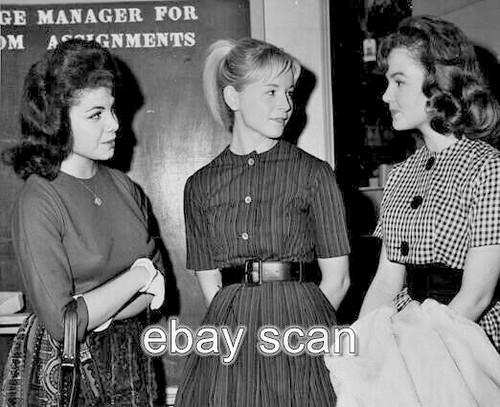 ACTRESS SINGER ANNETTE FUNICELLO SHELLEY FABARES CANDID 8X10 PHOTO bb2 ...