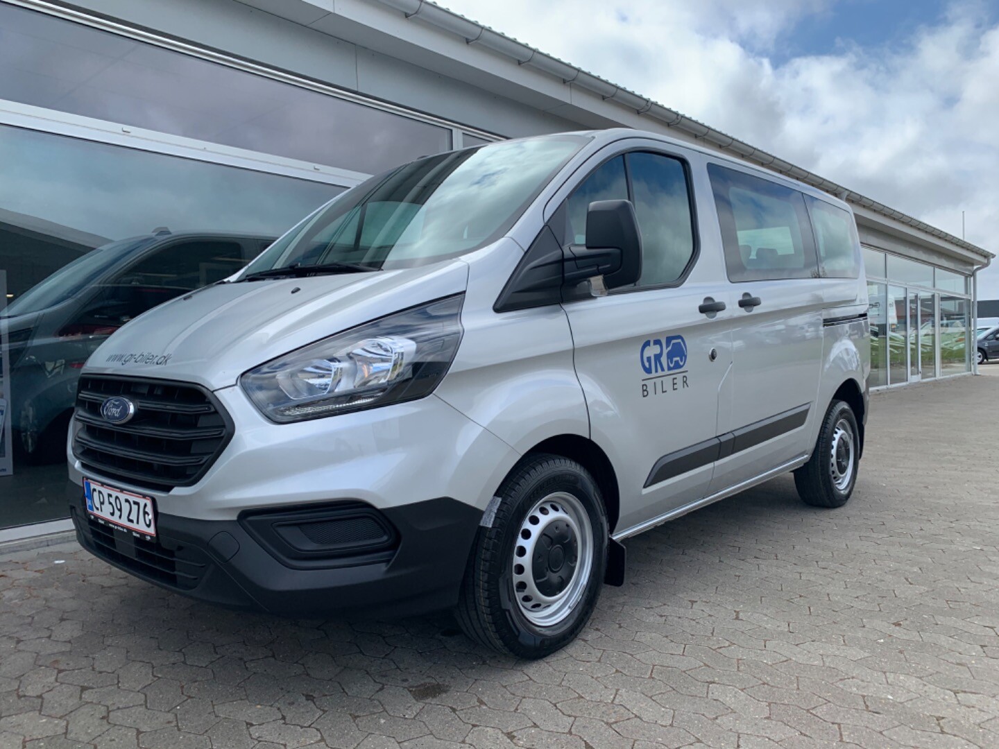 Ford Transit Custom Kombi 320S Anmeldelser - Se vurderingen på Bilbasen