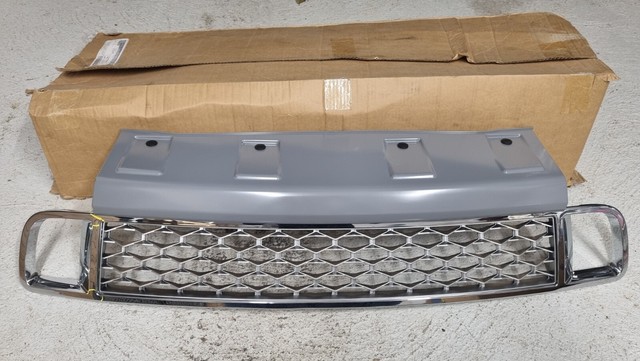 Genuine Range Rover L322 Under Bumper Body Kit Chrome Grille - LR026421 ...