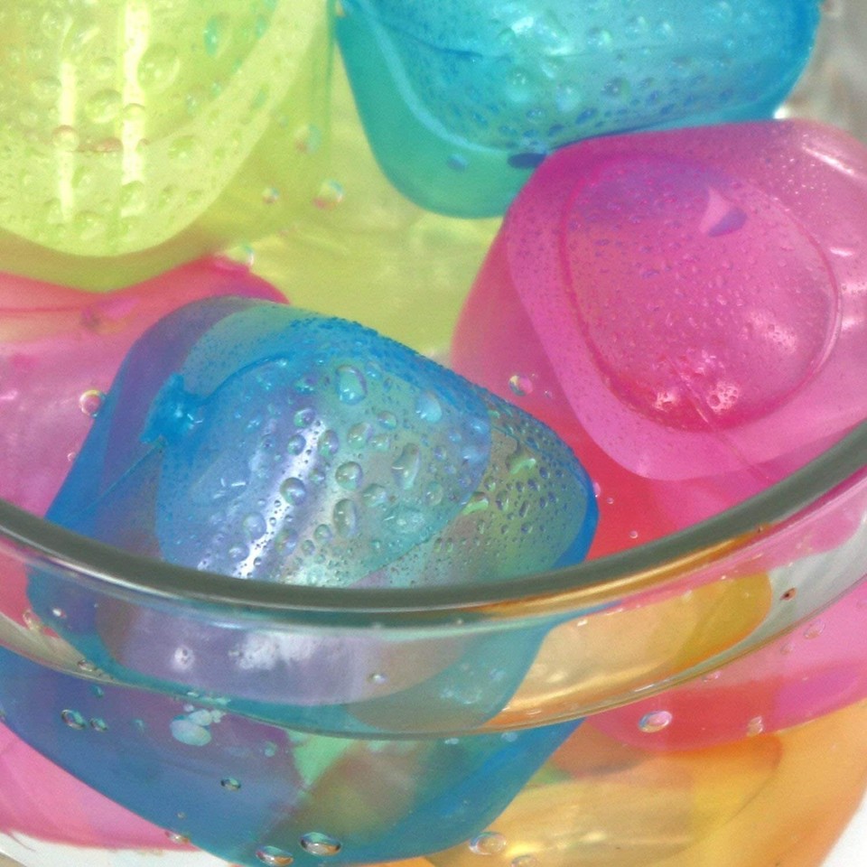 20x Reusable Ice Cubes Coloured Cold Drinks Freezer Blocks Pitcher ...