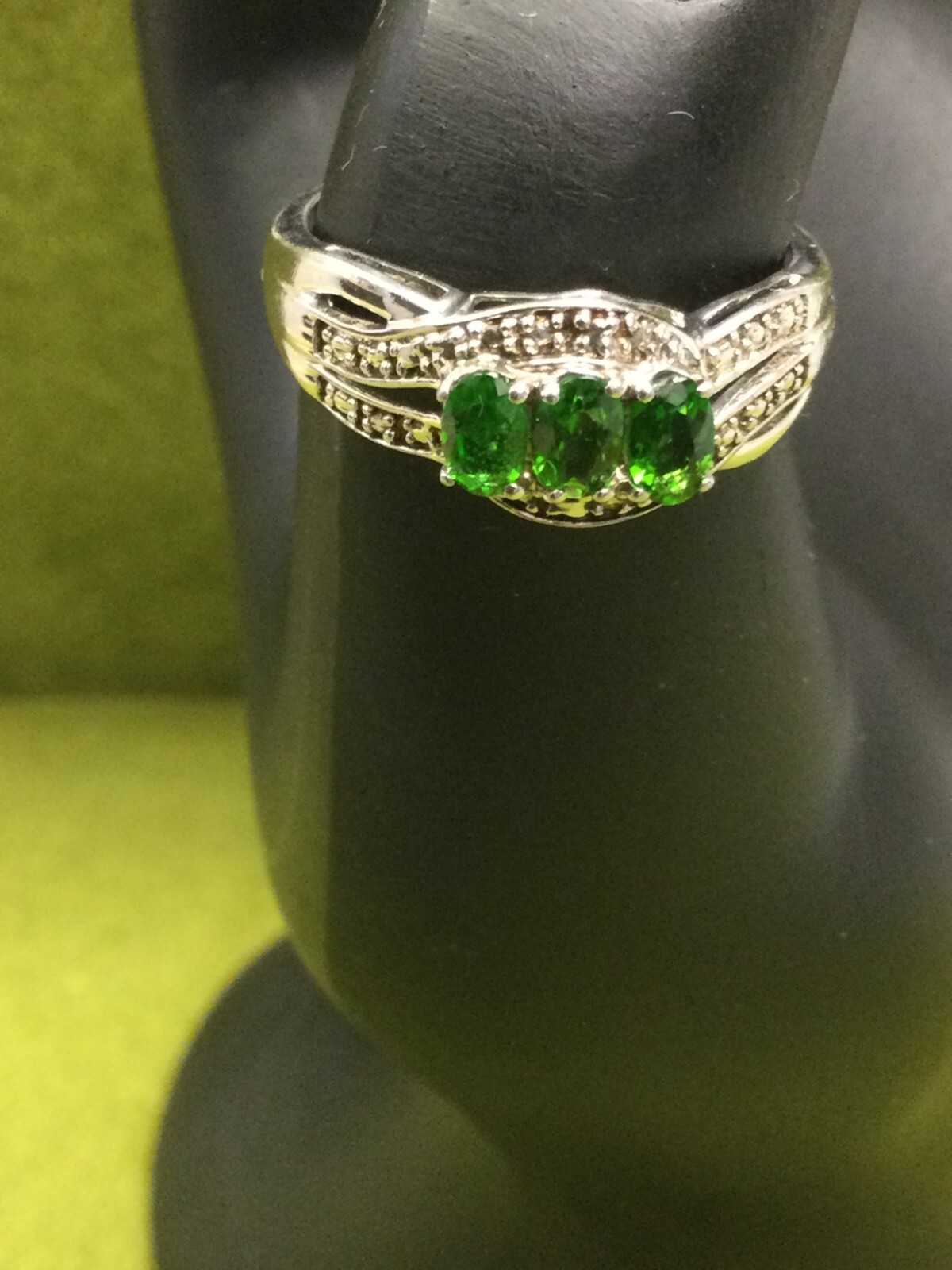 💜💛 ️925 STS Chuck Clemency sterling silver 3 Green Oval CZ Ring Size 8💜 ...