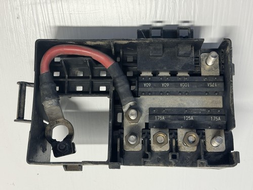 Battery Distribution Fuse Block 84219289 2018 Silverado 1500 GMC Sierra ...