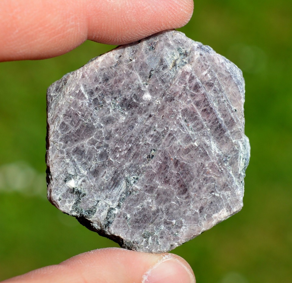 Corundum var. Ruby 93 grams - Ampanihy, Atsimo-Andrefana, Madagascar ...