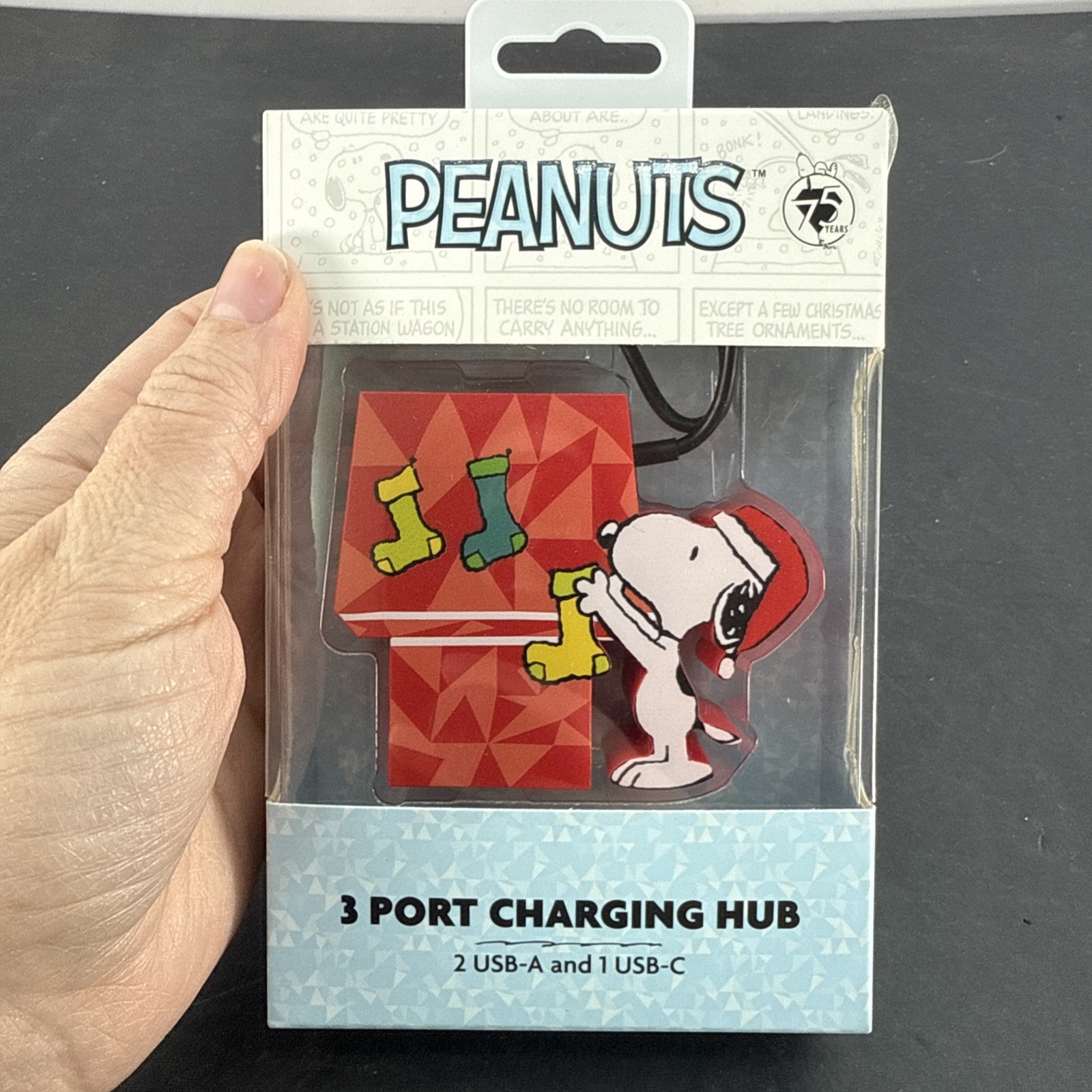 Peanuts Snoopy Charging Hub 3-Port USB-C USB-A Holiday 75th Anniversary ...
