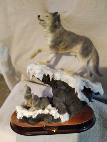 Wolf with 2 cups gray rock collection figurines | eBay