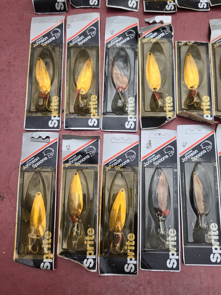 LOT OF 23 NEW OLD STOCK 1/2 OZ JOHNSON SPRITE FISHING LURE SPOONS BASS ...