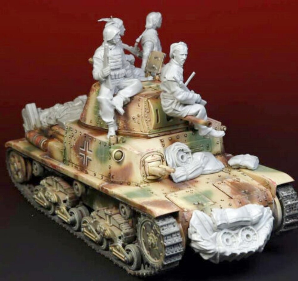 1/35 resin figure model Italian tank crew of 4 W/package unassembled ...