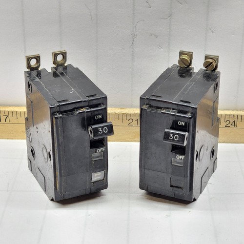 LOT OF 2 SQUARE D 30 AMP BOLT-ON CIRCUIT BREAKER 120/240 VAC 2 POLE ...