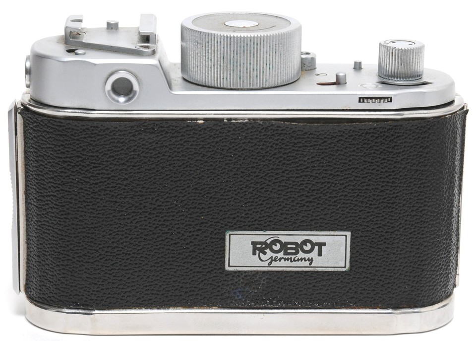 Robot IIa camera 35mm film w. Schneider Xenon 1.9/40mm NOT -TESTED ...