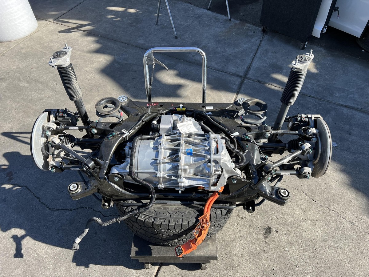 Rear Engine Subframe Lifan 820 Rear Engine Mount Gba1001210 Engine