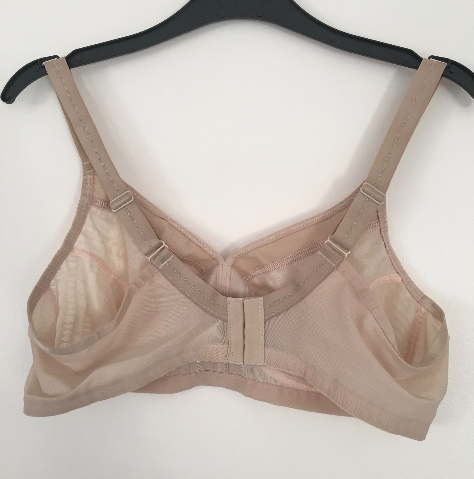 New EX M&S BRA 36B TOTAL SUPPORT FULL CUP NON-WIRED Black or Almond ...
