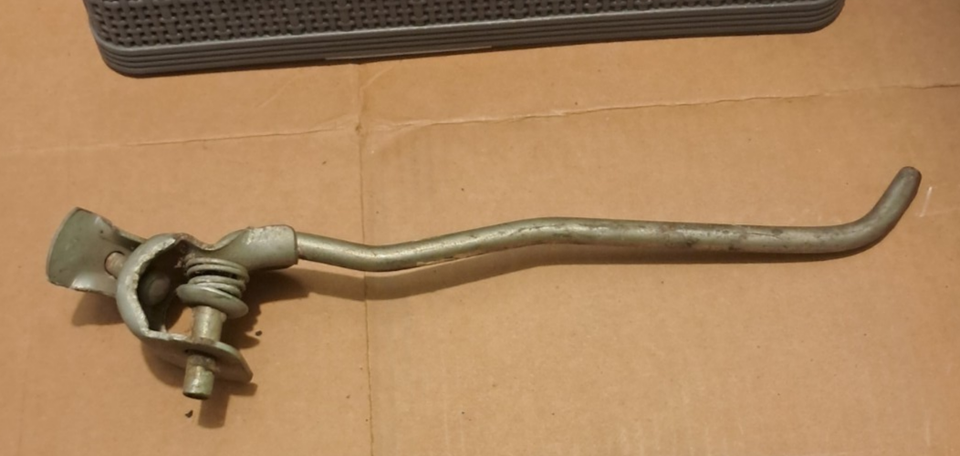 VINTAGE BIKE KICK STAND NO BRAND NAME I CAN FIND ROD 12" LONG UG25 | eBay