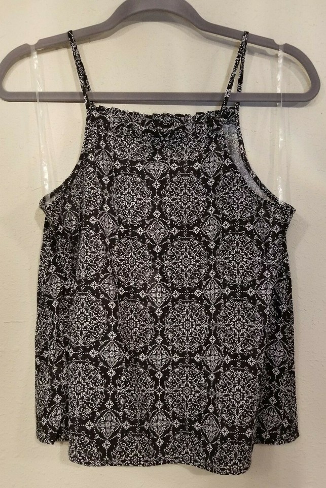 Universal Thread S Ruffle Trim Square Neck Tank Top Black White, Womens ...