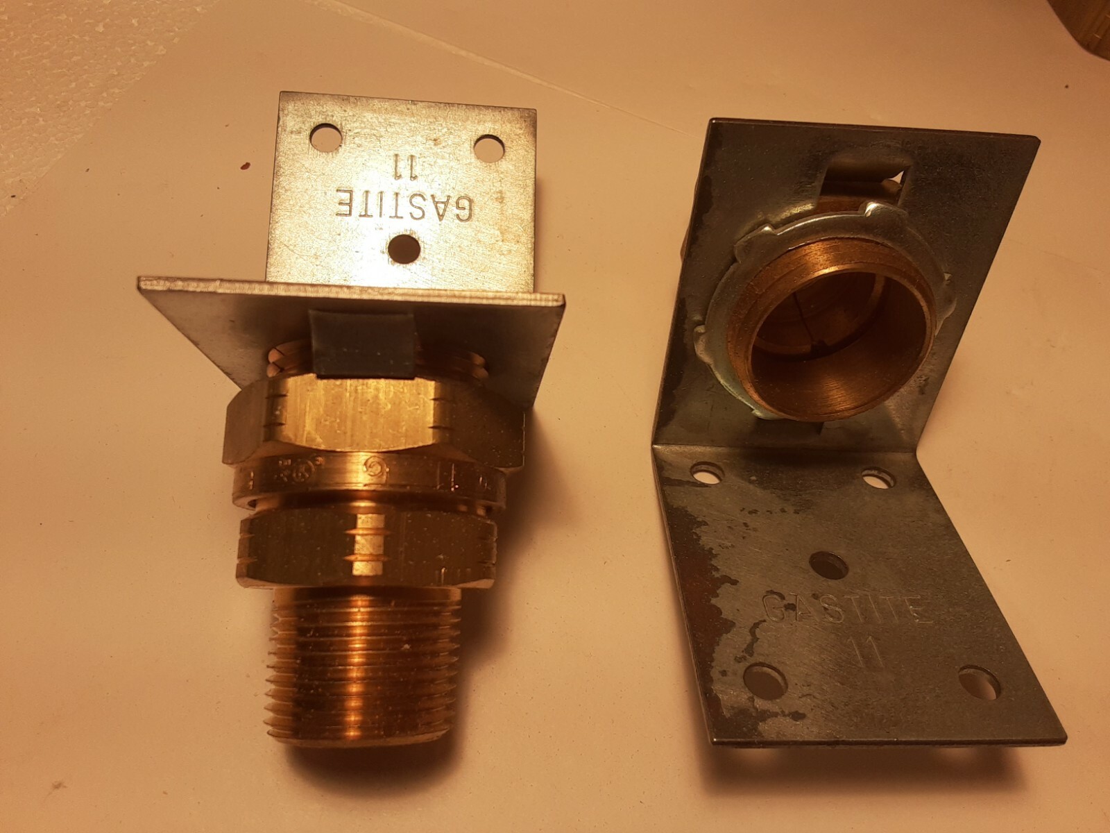 2 FLASHSHIELD 3/4 IN TERMINATION BRACKET FITTINGS Gastite DN20 | eBay