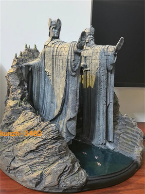 The Lord of the Rings The Argonath Gates of Gondor Scene Model Statue ...