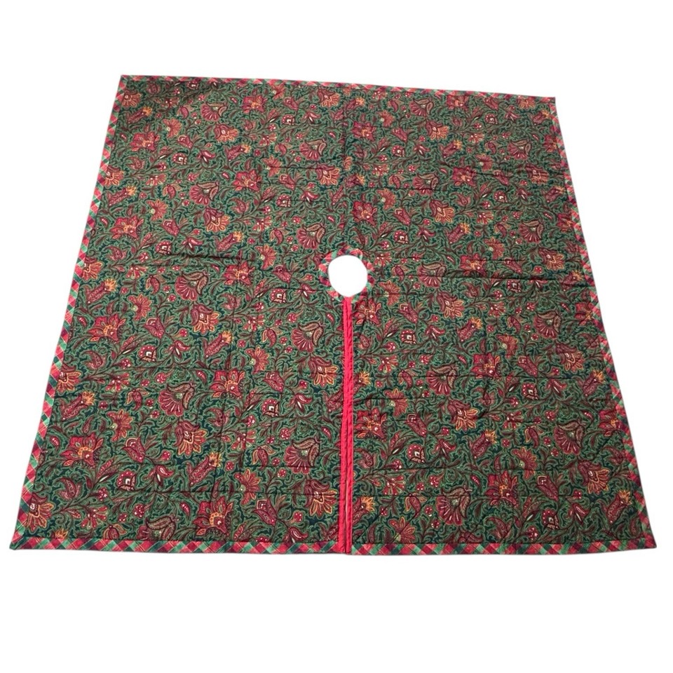 VTG Hand Stitched Christmas Tree Quilt Skirt Red Green Holiday Star ...