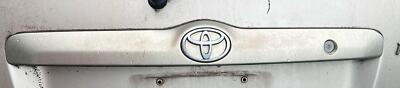 2001 - 2007 Toyota Highlander Tail Finish Panel Decklid Garnish Gold ...