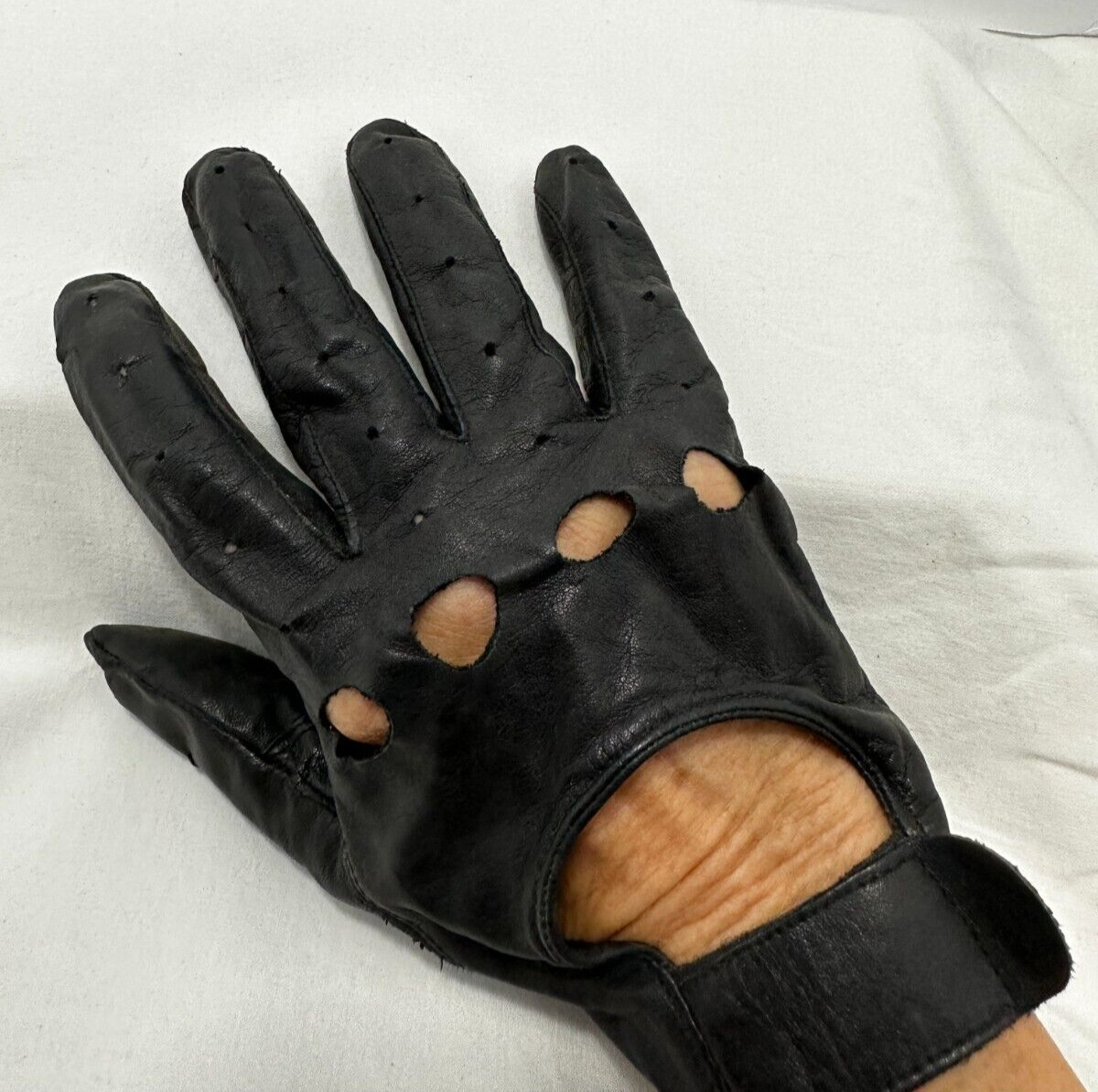 Vintage Black Genuine Leather Open Knuckle Driving Gl… - Gem