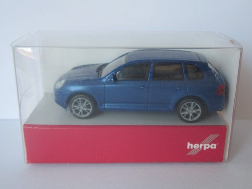 Porsche Cayenne Turbo - metallic blau - in OVP, Herpa 1:87 - 033152 ...