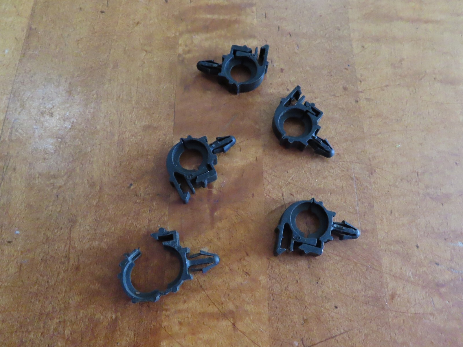ORIG GM BLACK Stand Off Wire Harness Guide Retainer Snap Ring Clips Set ...