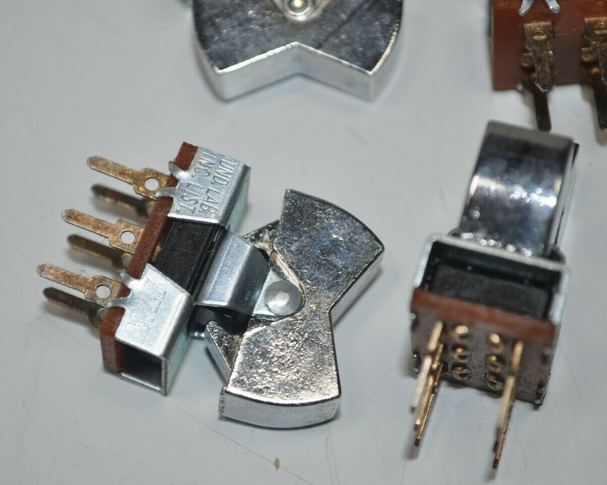 Lot of 5 NOS ITW 2 Pole Double Throw DPDT Rocker Switch 4A 125VAC .5A ...