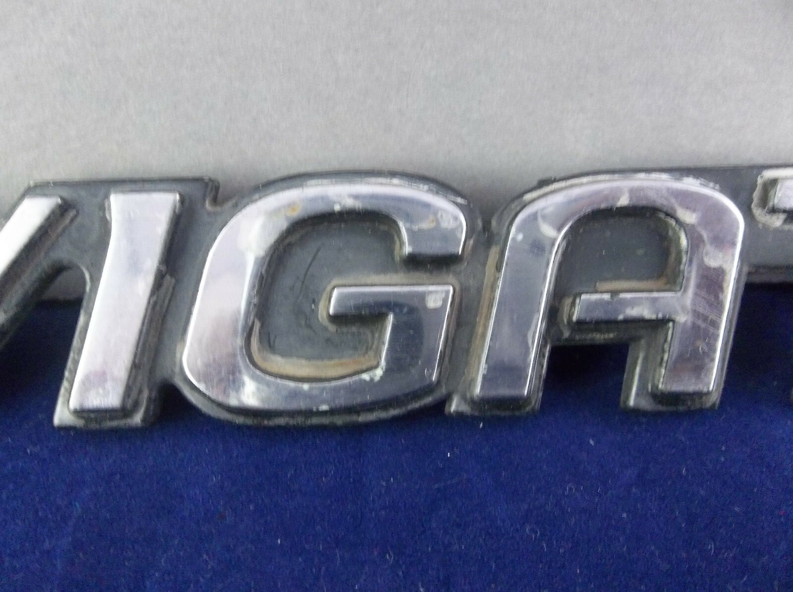 1998-2002 Lincoln 'Navigator' Chrome Plastic Script Emblem OEM | eBay