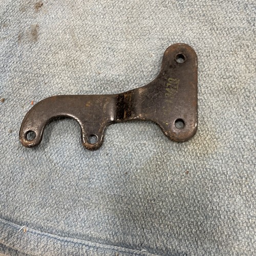 Nos 1948-1956 ford truck rear lamp bracket 7C-13470 R/h | eBay