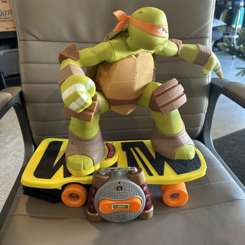 Jakks Teenage Mutant Ninja Turtles Remote Control Skateboarding Mikey R ...