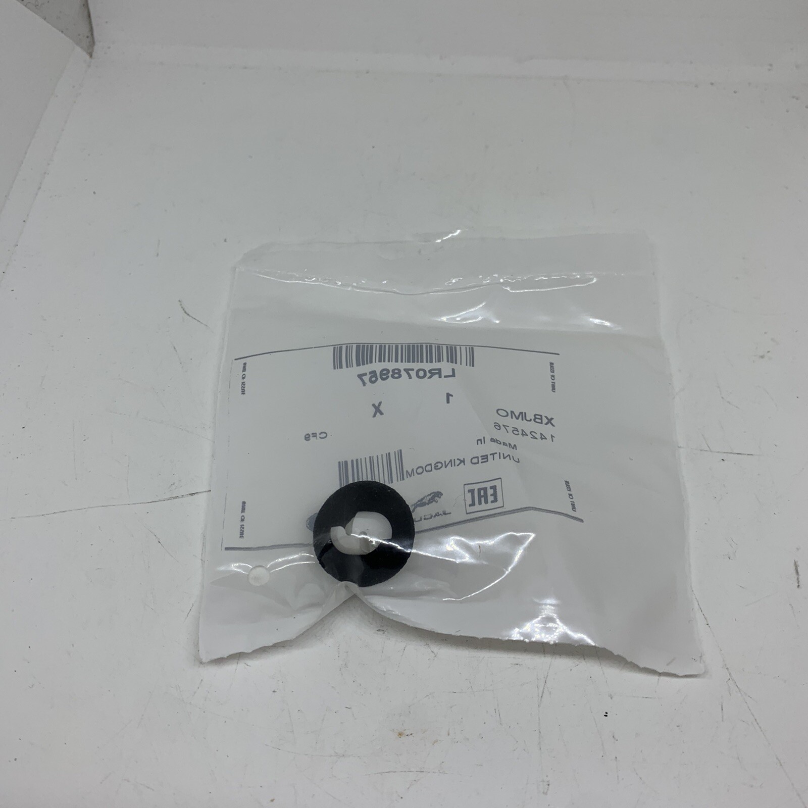 Genuine Jaguar/Land Rover Lower Body Moulding Clips LR078957 | eBay UK