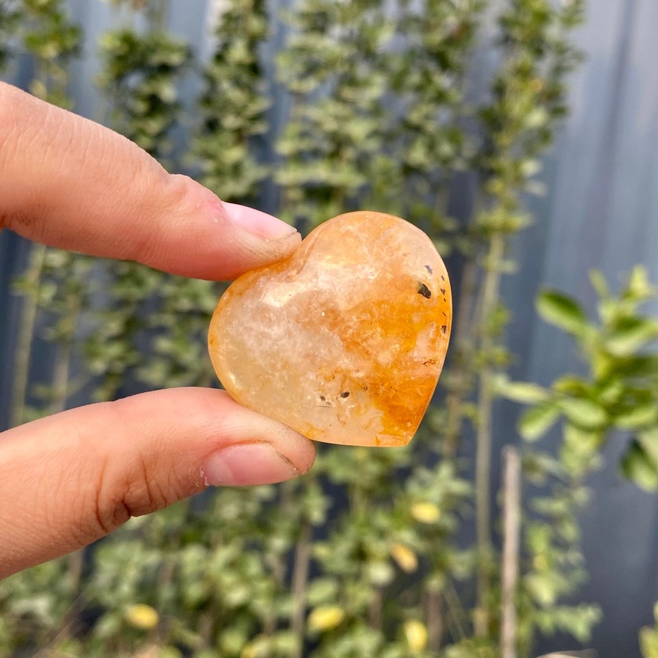 24G Rare! yellow gum flower hand polished heart treatment | eBay