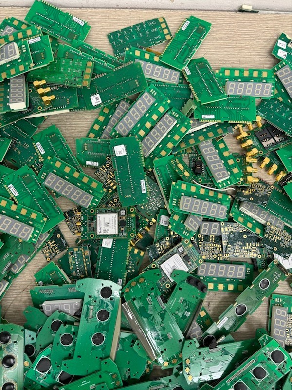 16.85 lbs. Mixed Computer Telecom Network Circuit Boards for Scrap Gold ...
