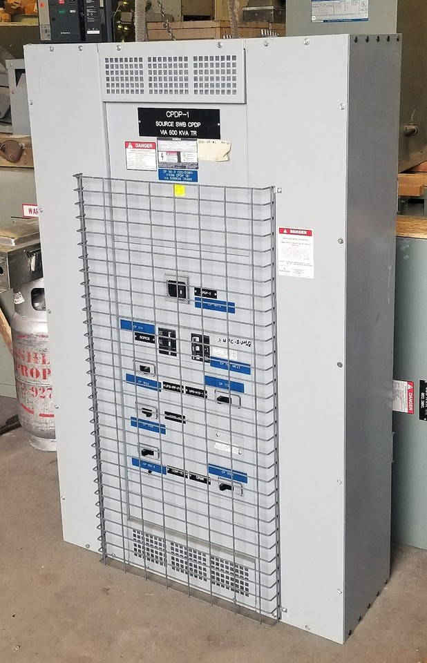 Siemens 1200A 1200 Amp 208Y120 3Ph 4W Main Lug Load Center Panelboard w ...