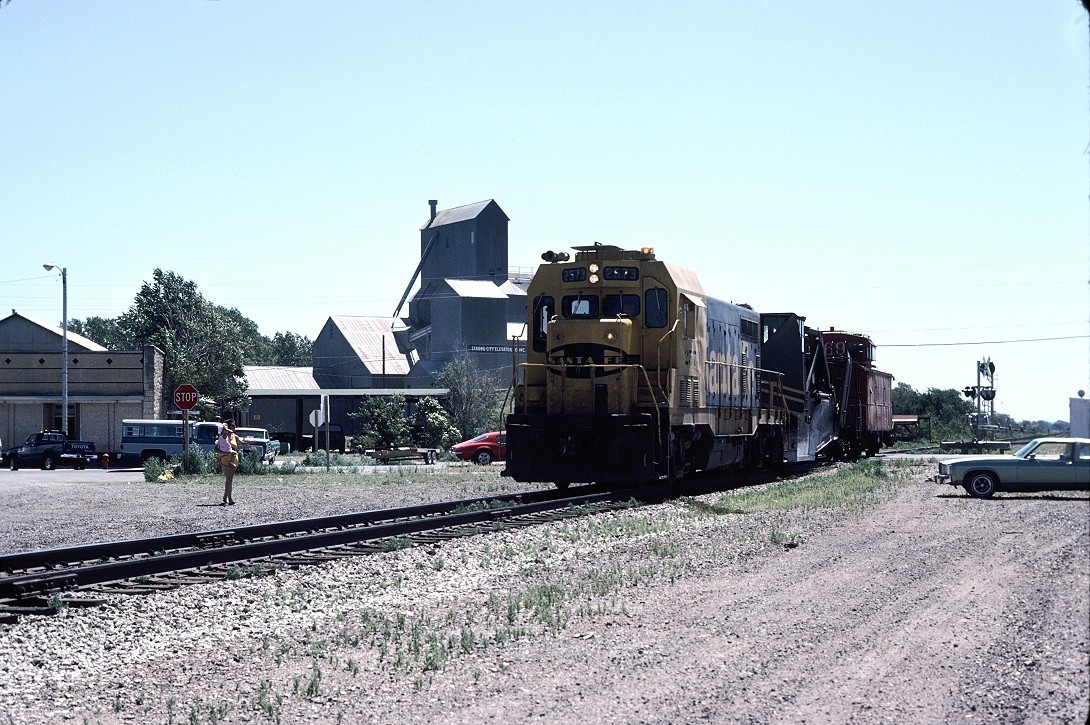 Santa Fe (AT&SF) - CF7 - #2573 - Original 35mm Slide. | eBay