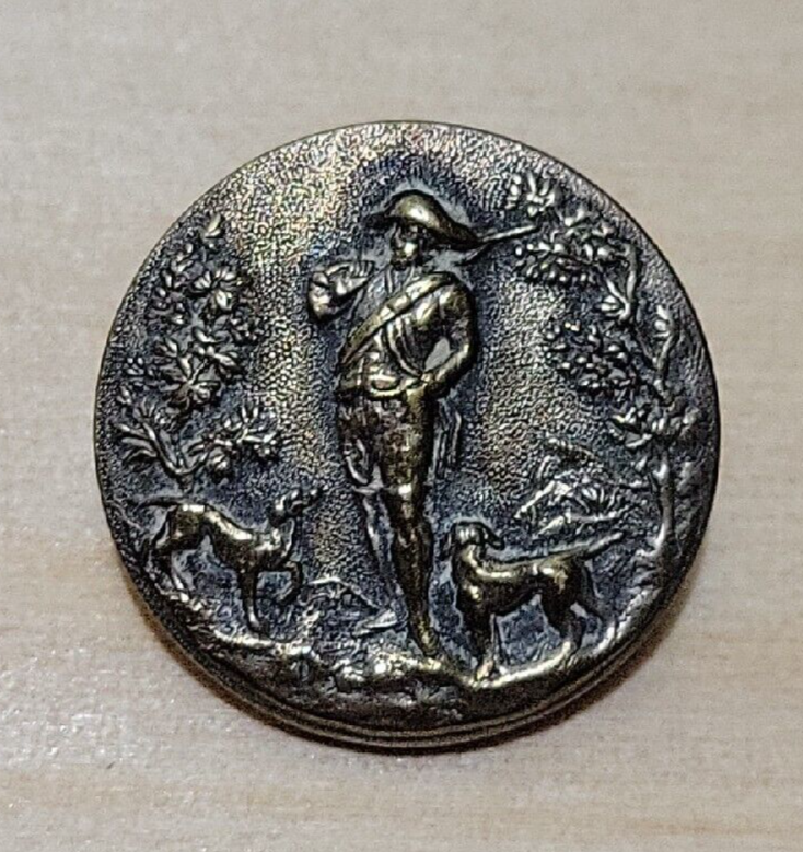 Rare Antique Button "The Huntsman", T. W&W HM Paris Brevete S.G.D.G, 1. ...