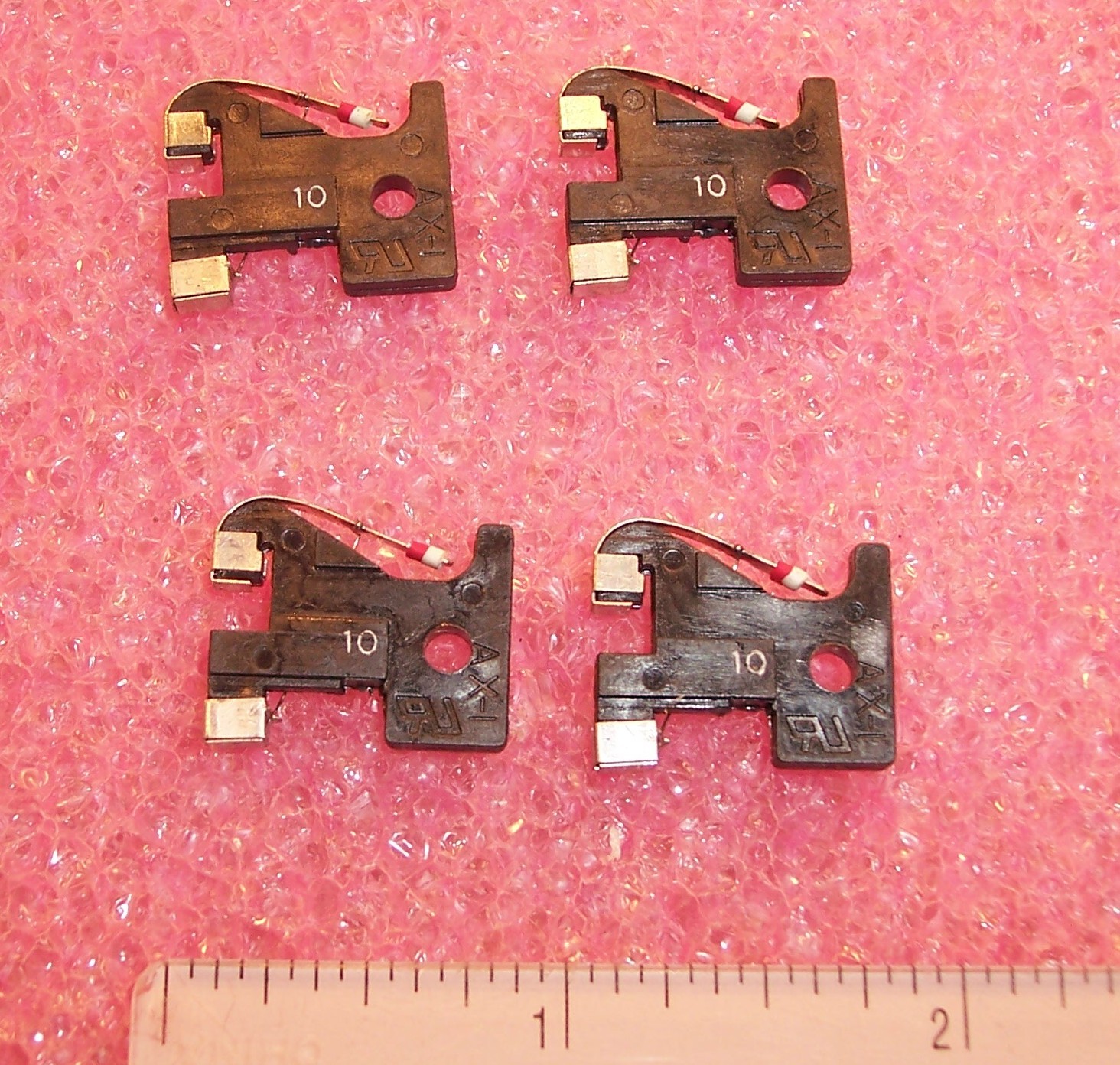 QTY (100) AX1B-10A SOC 10A 125V ALARM INDICATOR FUSES GMT-10A TYPE | eBay