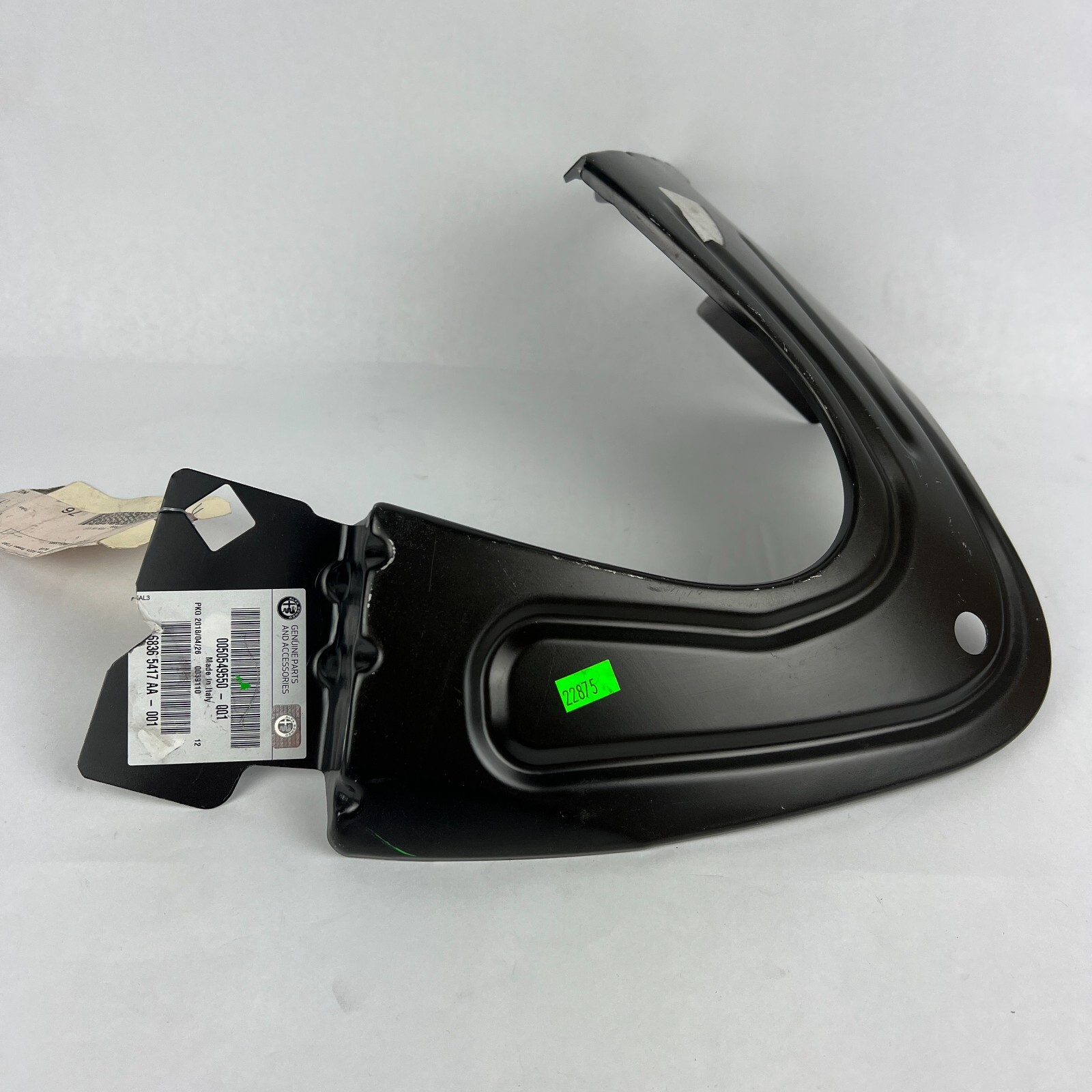 OEM 2017 2018 2019 Alfa Romeo Front Left Upper Fender Mount Bracket ...