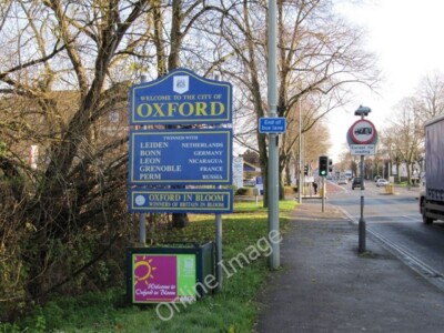 Photo 6x4 Welcome to Oxford Oxford/SP5106 The welcome sign as you get ...
