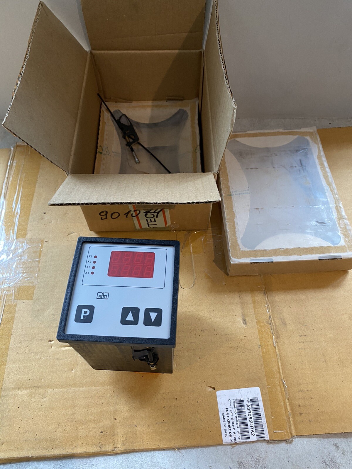 KFM CONTROLLER TYPE 92801e-99AXED Fb.Nr R908 3135 230V 48-62HZ STOCK# ...
