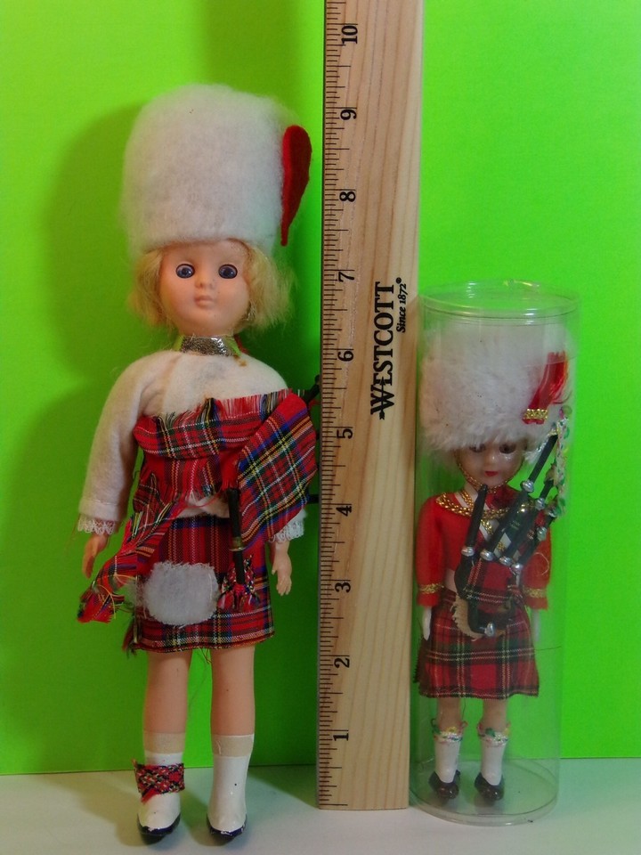 Souvenir Dolls Dressed In Scottish Tartan Busby With Bagpipes Vintage ...