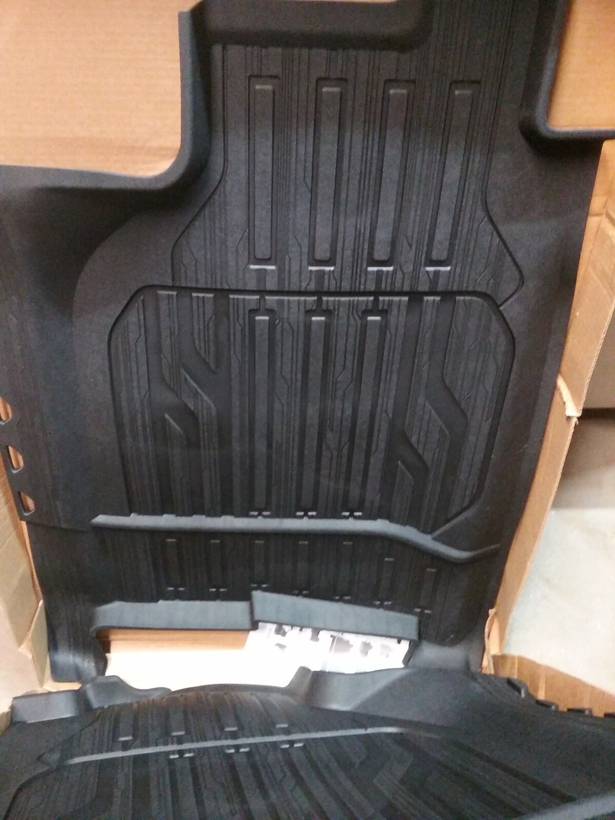 2019-2024 GMC Sierra Crew Rear All Weather Floor Liners Black 84333637 ...