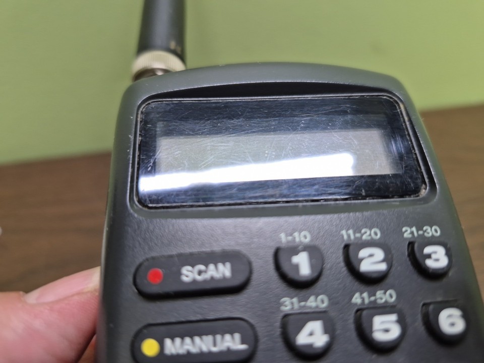 Uniden BEARCAT BC80XLT 50 Channel 800 MHz Handheld Radio Scanner Read ...