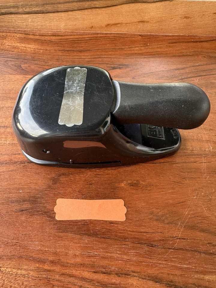 Stampin Up Punch Large MODERN LABEL Whale Tail Style Paper Shapers ...