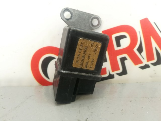 2008 Nissan NAVARA D40 2.5 dCi Glow Plug Control Relay Module ...