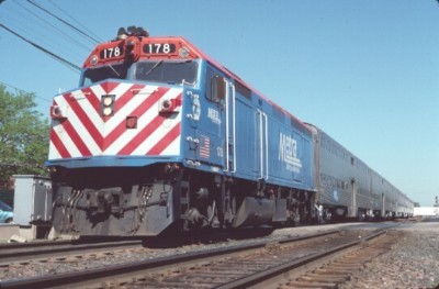 METRA 178 COMMUTER TRAIN #2219 --- Original Slide S T12-5 | eBay
